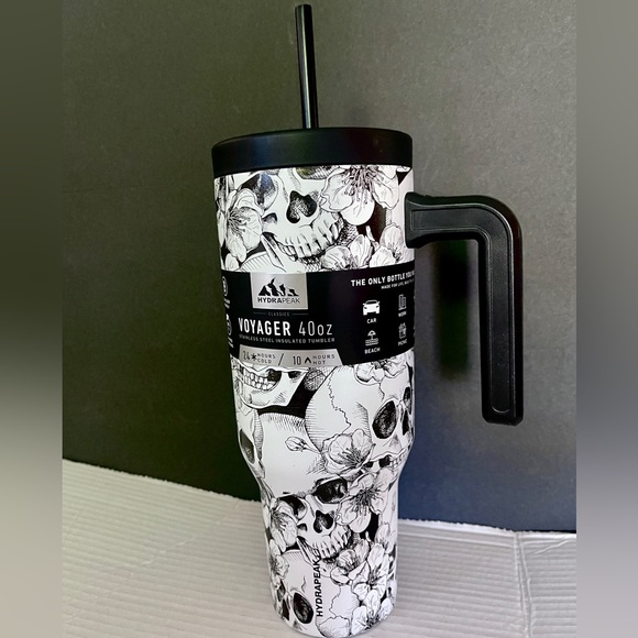 Marshalls | Dining | New Hydrapeak Skull And Roses Voyager Water Bottle ...